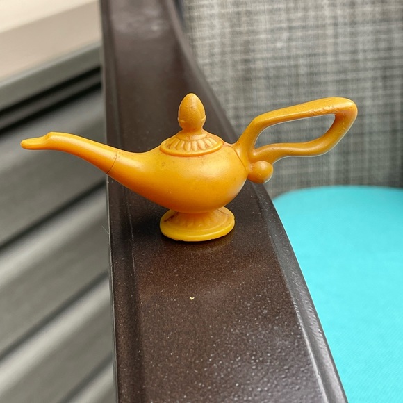 Mattel | Toys | 206 Disneys Aladdin Lamp Mattel25 Long | Poshmark